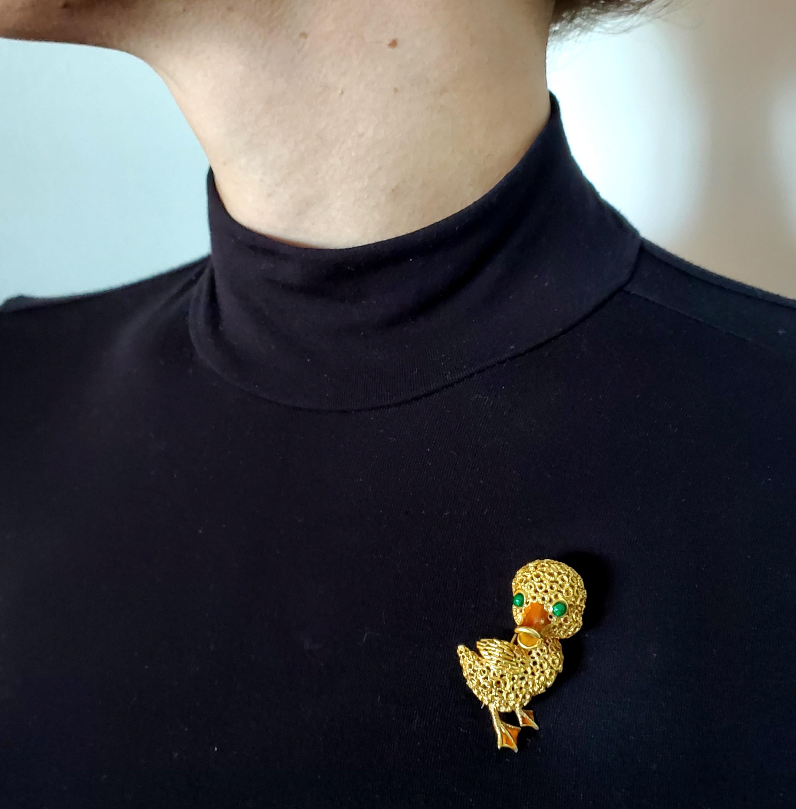 Kutchinsky 1968 London Enamelled Happy Duck Brooch in Solid 18Kt Yellow ...