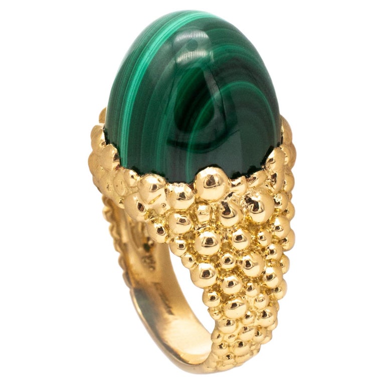 Kutchinsky 1972 London 18kt Yellow Gold Retro Cocktail Ring with Malachite For Sale at 1stDibs
