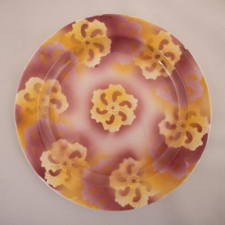 Kuznetsov Ceramic Plate, Russia, Early 20th Century For Sale at 1stDibs