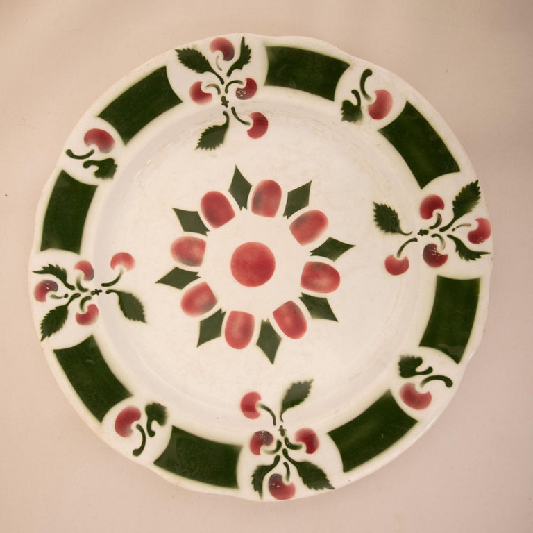 Kuznetsov Ceramic Plate, Russia, Early 20th Century For Sale at 1stDibs