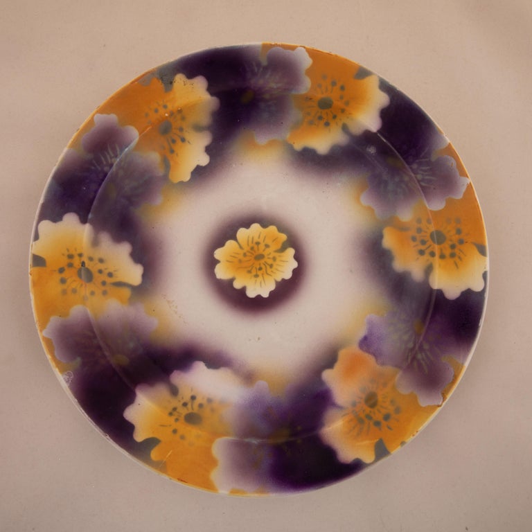 Kuznetsov Ceramic Plate, Russia, Early 20th Century For Sale at 1stDibs