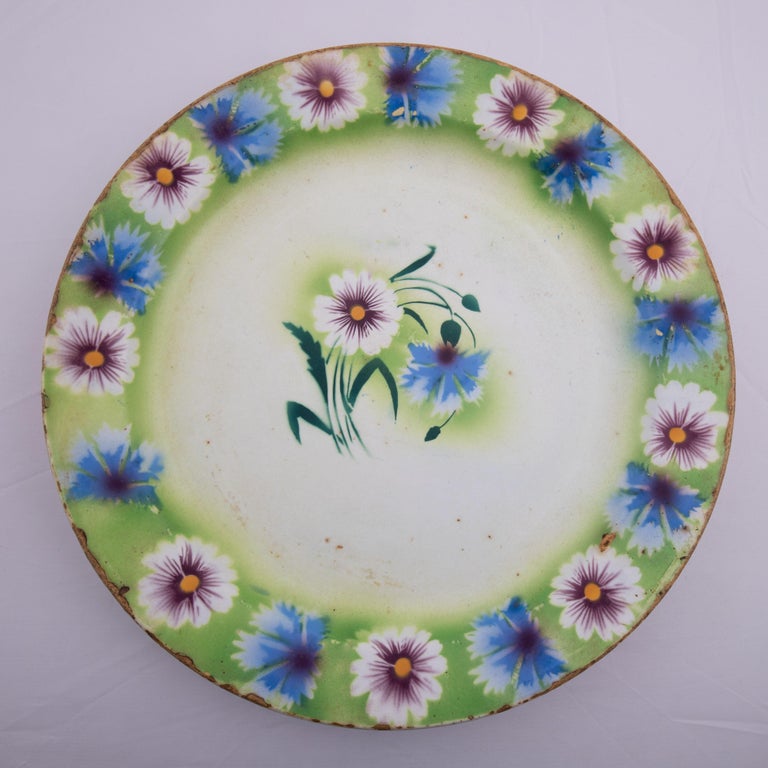 Kuznetsov Ceramic Plate, Russia, Early 20th Century For Sale at 1stDibs