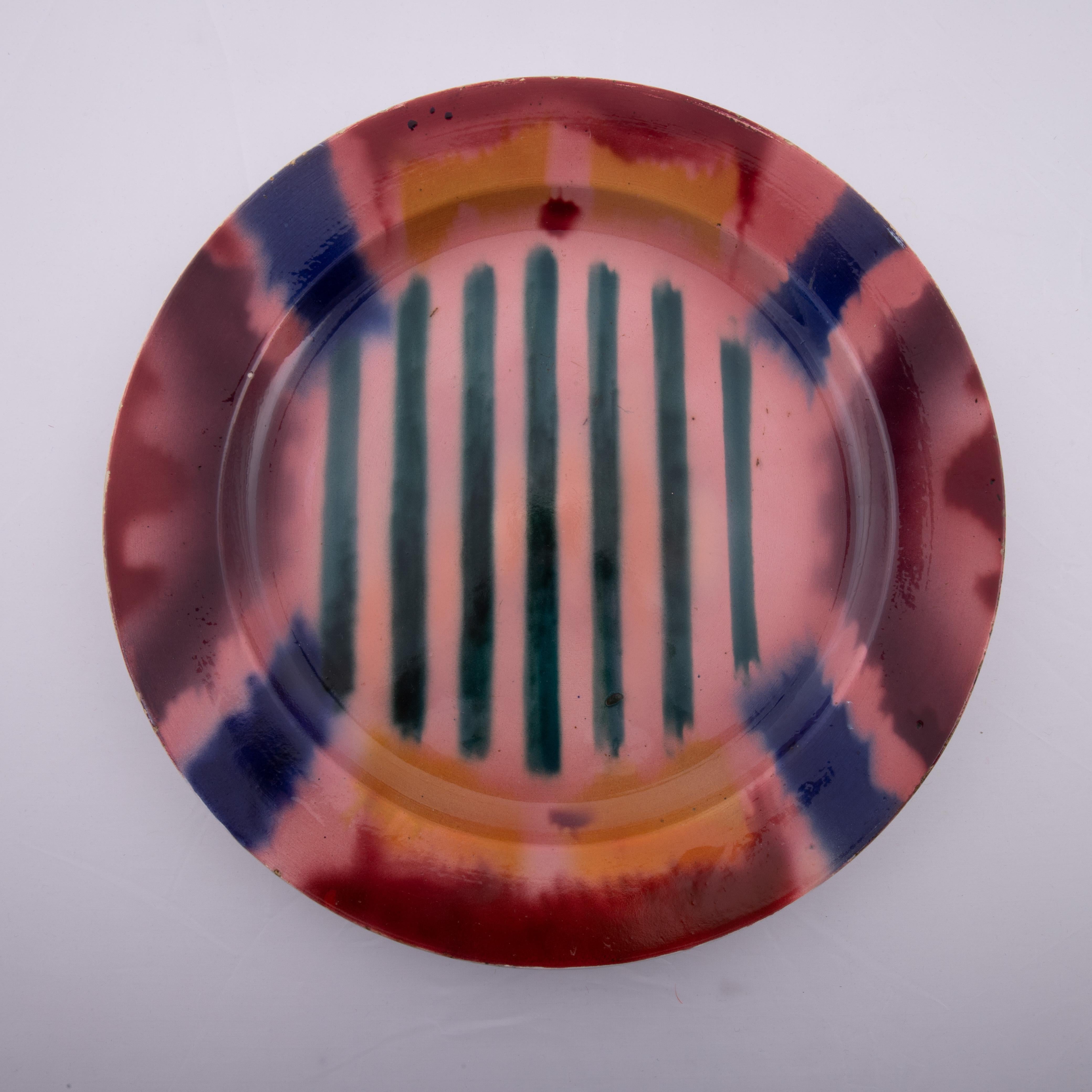 Kuznetsov Ceramic Plate, Russia, Early 20th Century For Sale at 1stDibs
