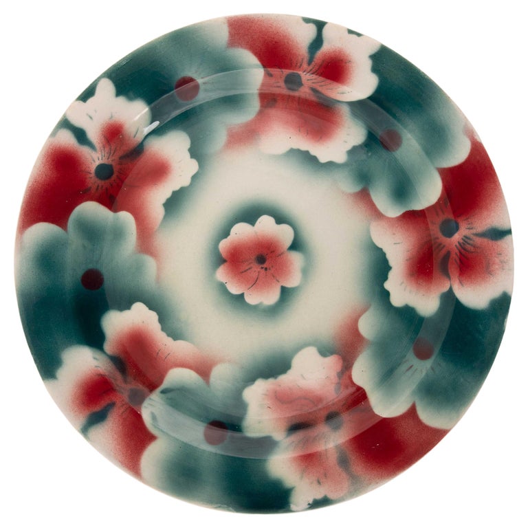 Kuznetsov Ceramic Plate, Russia, Early 20th Century For Sale at 1stDibs