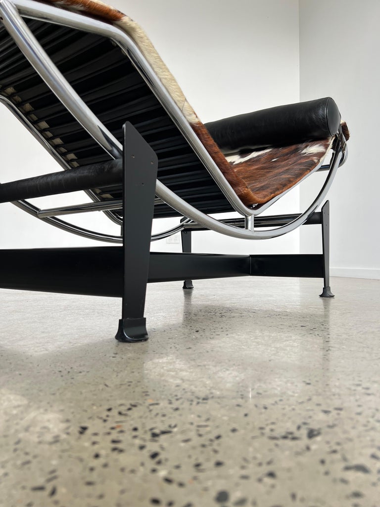 La Corbusier LC4 by Charlotte Perriand and Pierre Jeanneret for Cassina For Sale at 1stDibs