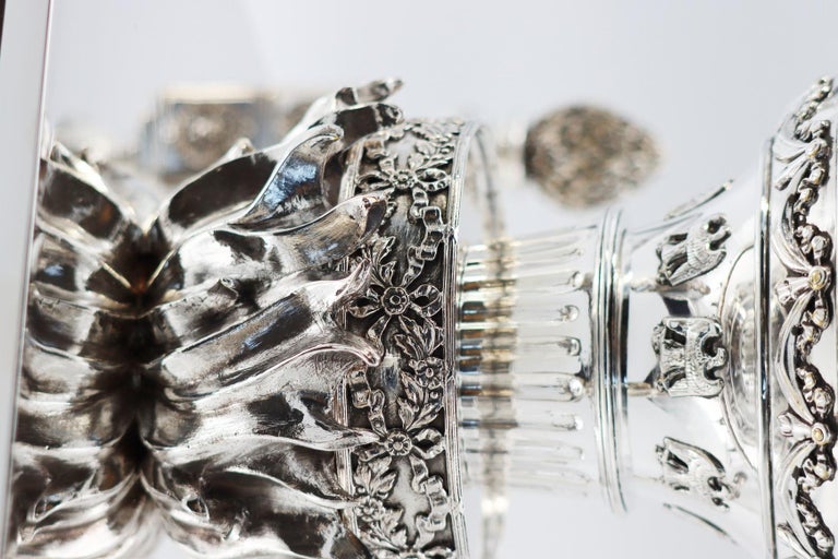 La Montgolfiere Table Centre, Caviar Display For Sale at 1stDibs