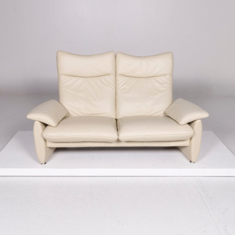 Laauser Leather Cream Sofa Two-Seat Relax Function Function Couch at ...