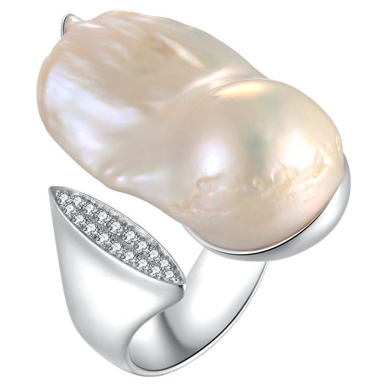 Lab-Grown Diamond Baroque Pearl Cocktail Ring For Sale at 1stDibs