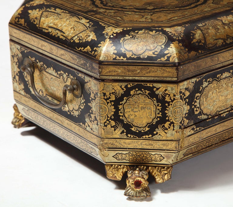 Lacquered Box For Sale at 1stDibs