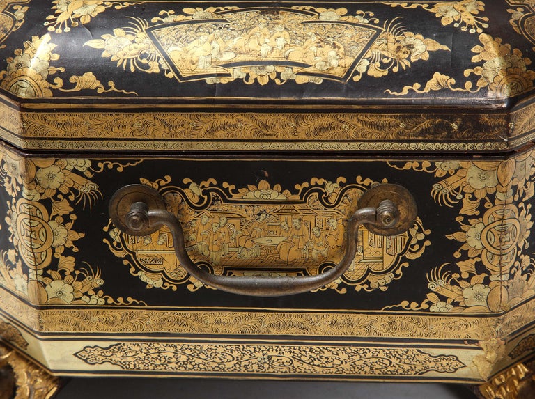 Lacquered Box For Sale at 1stDibs