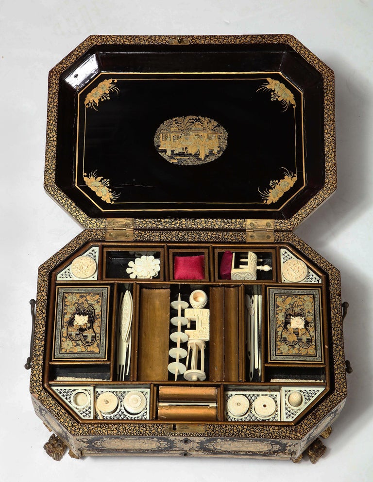 Lacquered Box For Sale at 1stDibs