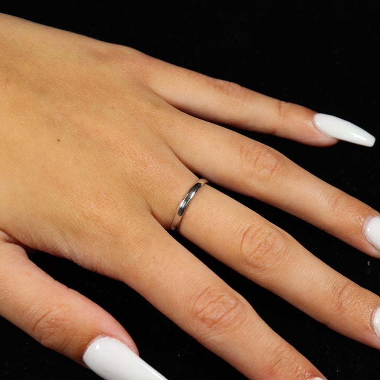 Ladies 18K White Gold Wedding Band For Sale at 1stDibs