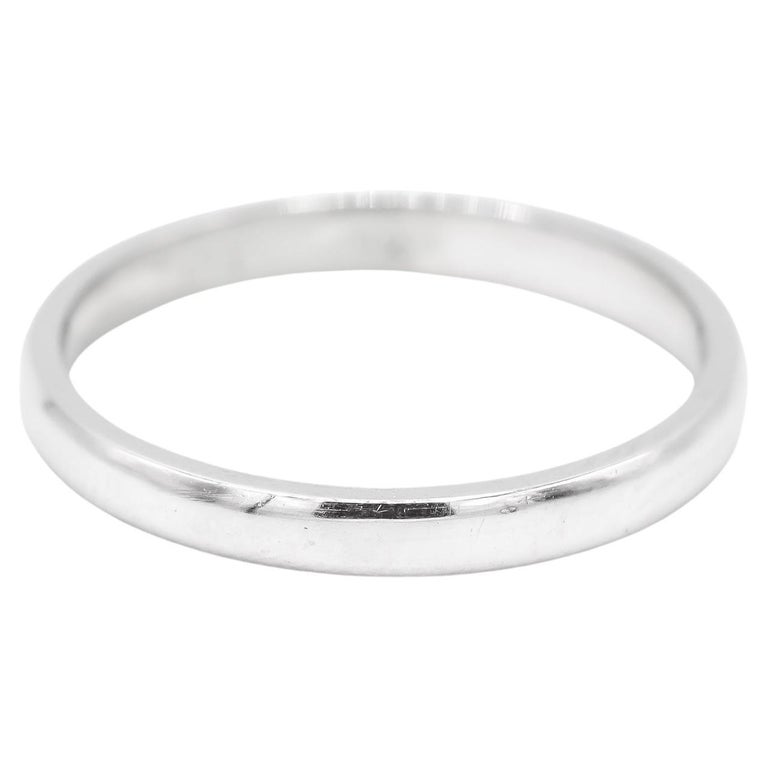 Ladies 18K White Gold Wedding Band For Sale at 1stDibs