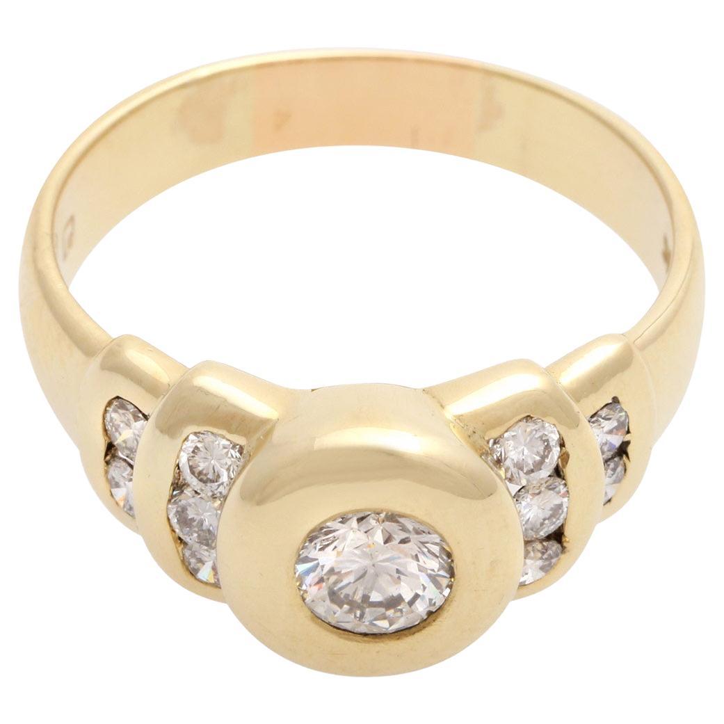 Ladies Ring For Sale at 1stDibs