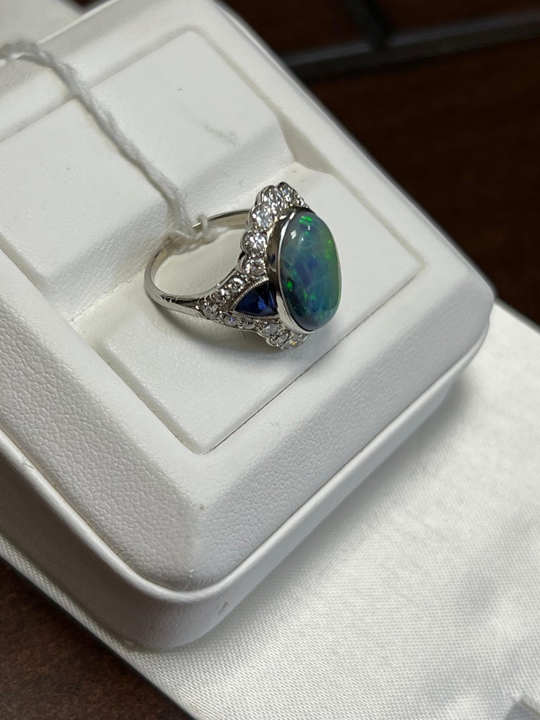 Lady's Black Opal, Blue Sapphire and Diamonds Ring in Platinum For Sale ...