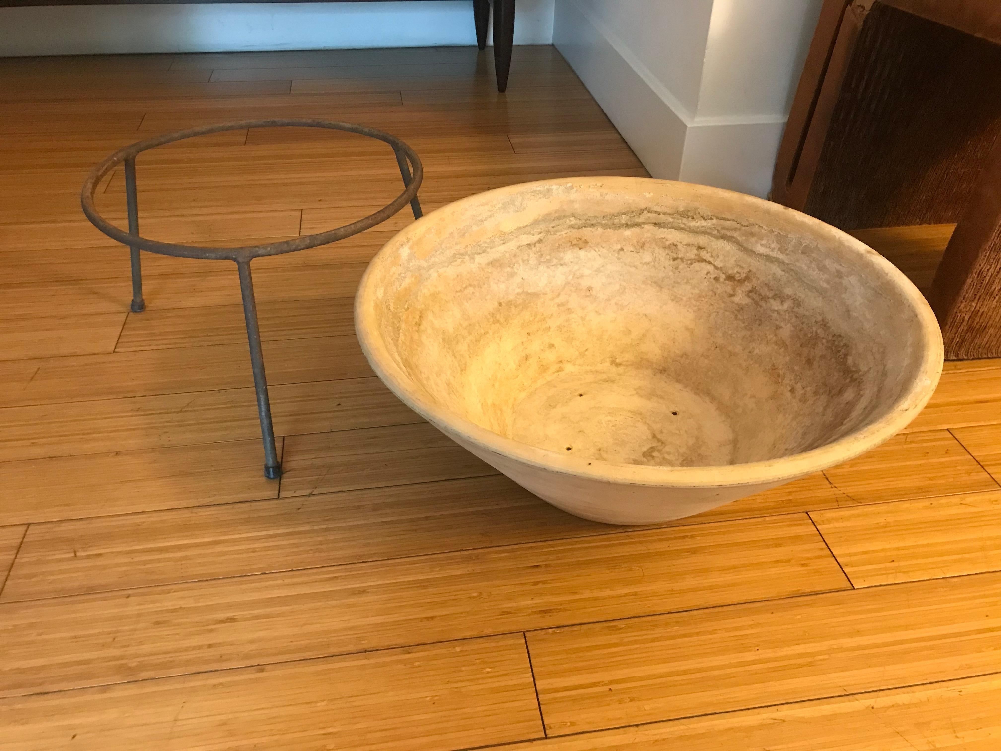 Lagardo Tackett Architectural Pottery Planter on Tripod Iron Base ...