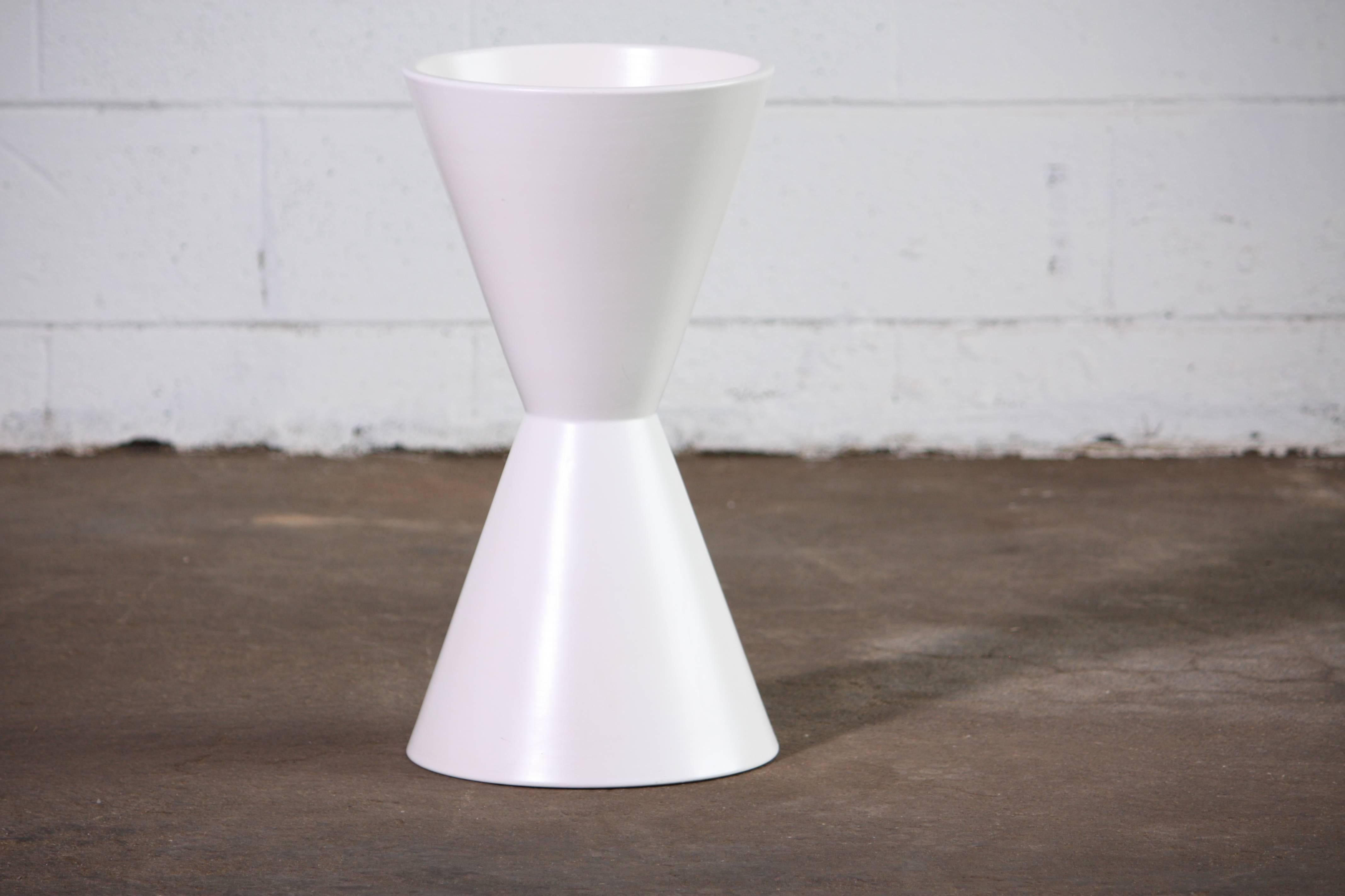 Lagardo Tackett Planter by Architectural Pottery For Sale at 1stDibs