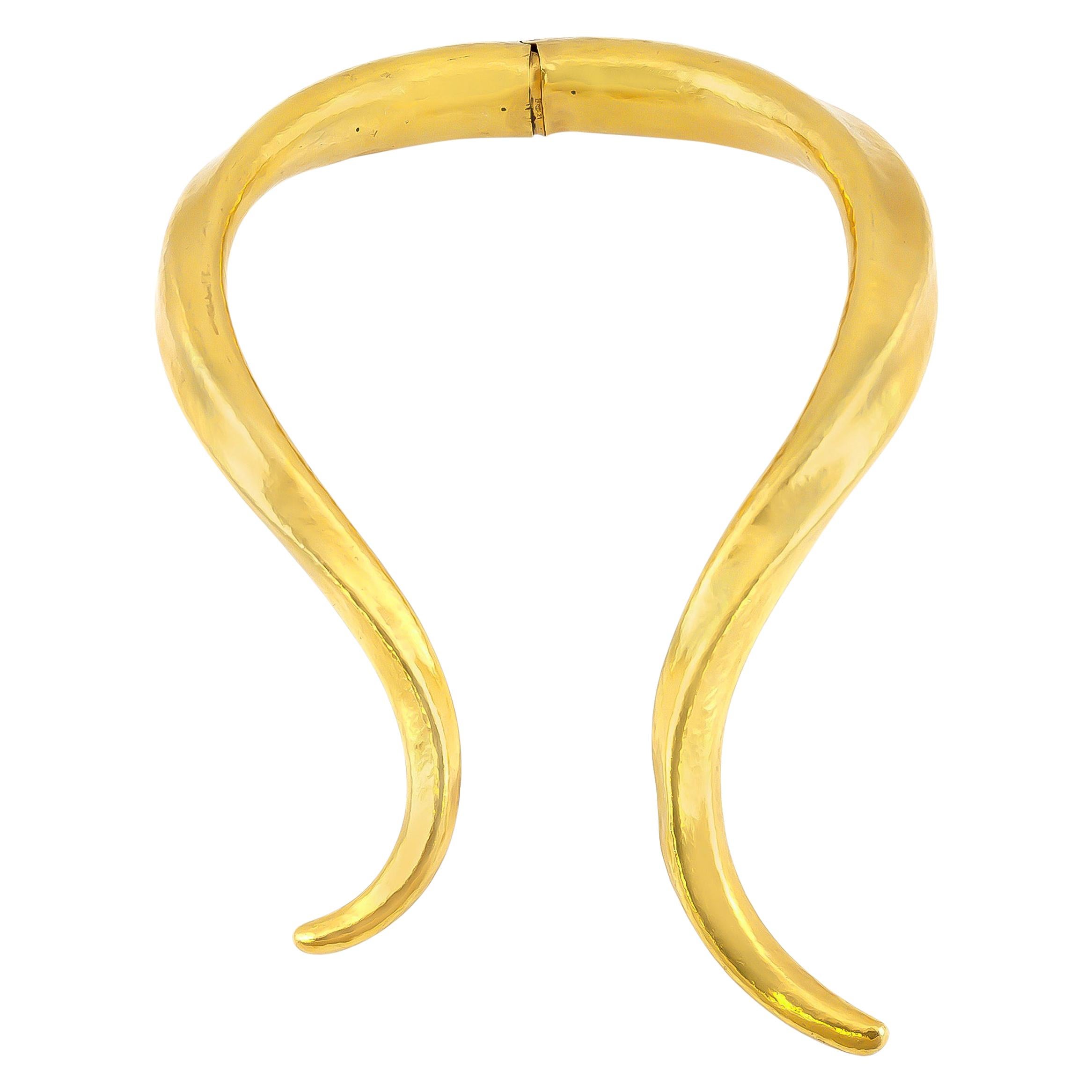 18 Karat Yellow Gold Ram Head Collar Necklace For Sale at 1stdibs
