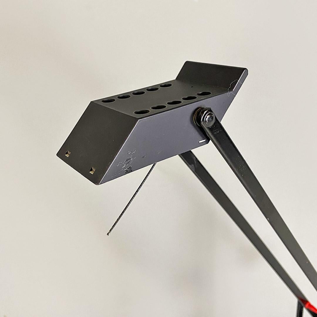 Tizio modern Italian black metal lamp, Richard Sapper for Artemide 1979 ...