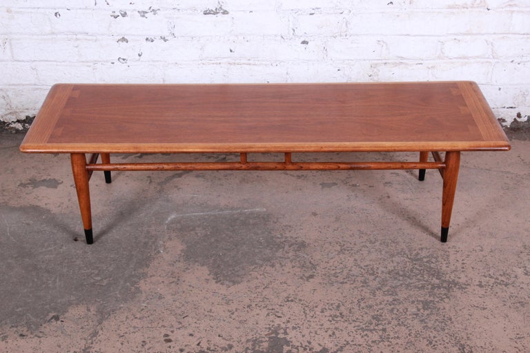 Lane Acclaim Mid-Century Modern Coffee Table at 1stDibs