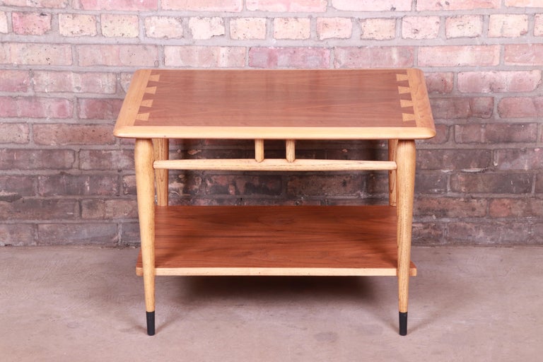 Lane Acclaim Mid-Century Modern Side Table, Newly Refinished at 1stDibs