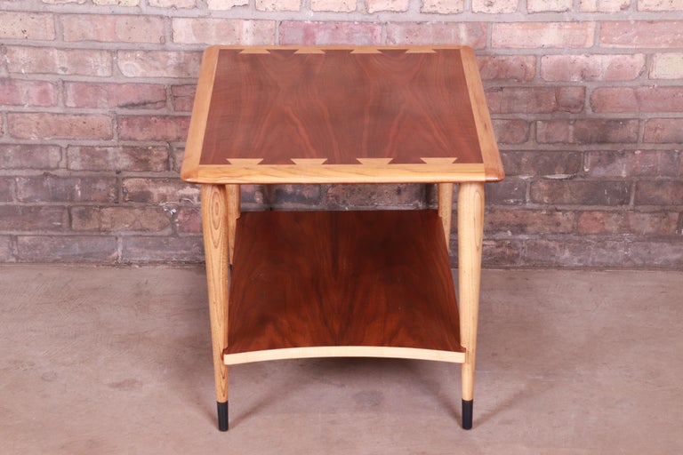 Lane Acclaim Mid-Century Modern Side Table, Newly Refinished at 1stDibs