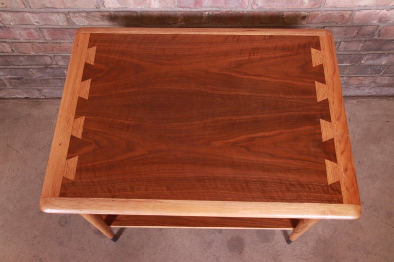 Lane Acclaim Mid-Century Modern Side Table, Newly Refinished at 1stDibs