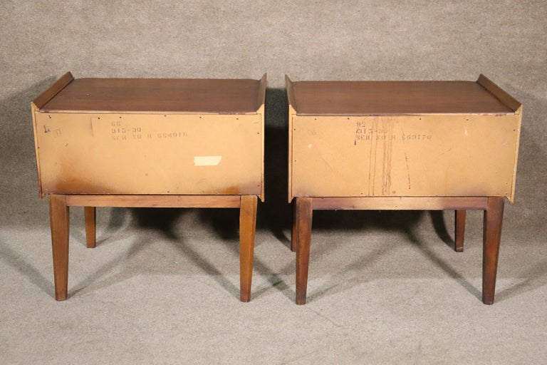 Lane Furniture "First Edition" Nightstands For Sale at 1stDibs