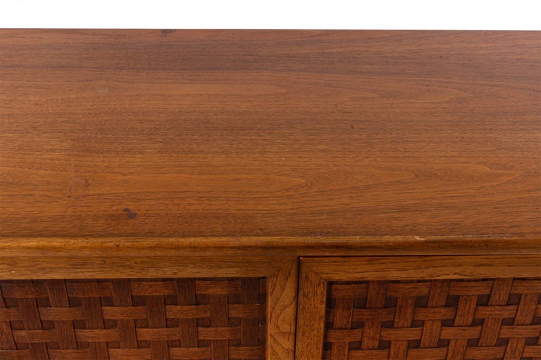 Lane Mid-Century Walnut Credenza with Woven Door Panels For Sale at 1stDibs