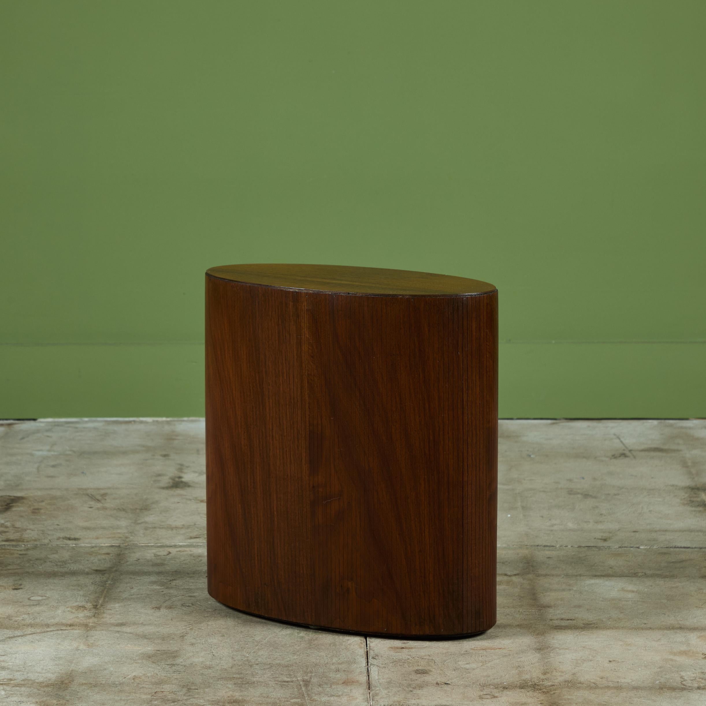 Lane Oval Pedestal Side Table For Sale at 1stDibs