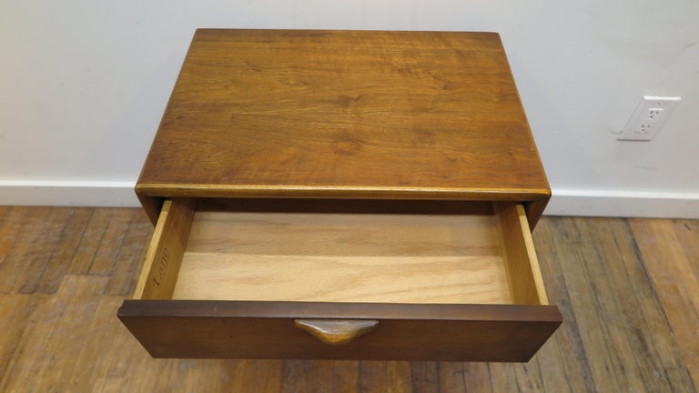 Lane Mid-Century Modern Side Table Night Stand Perception at 1stDibs