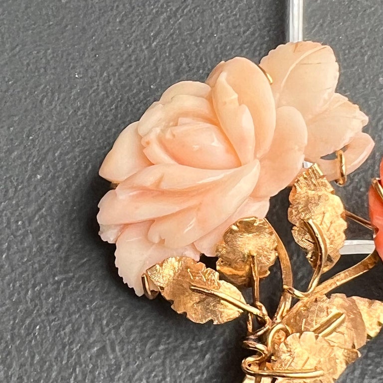 Large 14 Karat Gold Carved Coral Rose Floral Pin Brooch For Sale at 1stDibs