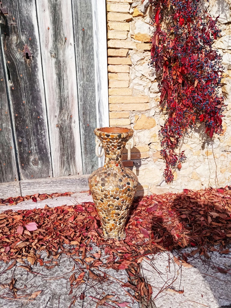 Large 1950s Pebble Amphora, Spain For Sale at 1stDibs