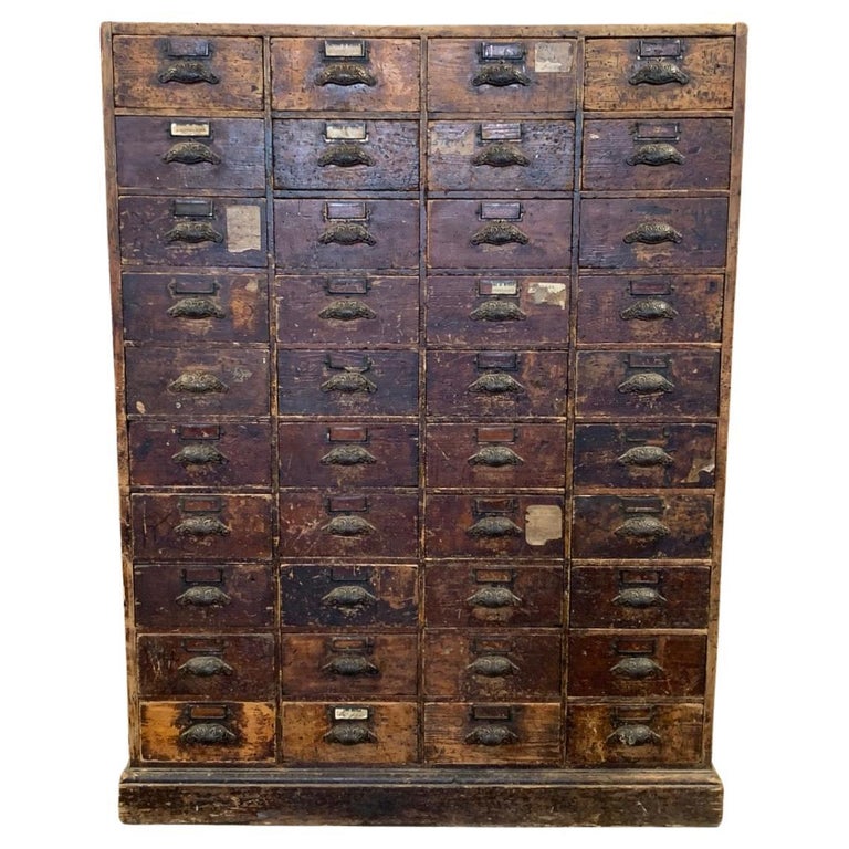 Large 19th Century Bank of Drawers For Sale at 1stDibs