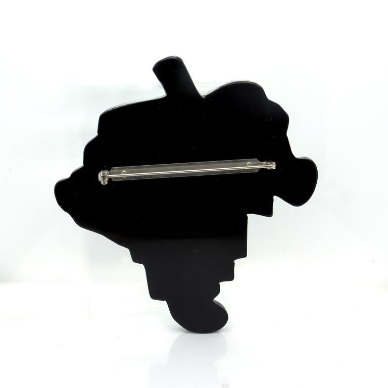 Large 2-Color Green and Black Bakelite Leaf Brooch or Coat Pin For Sale ...