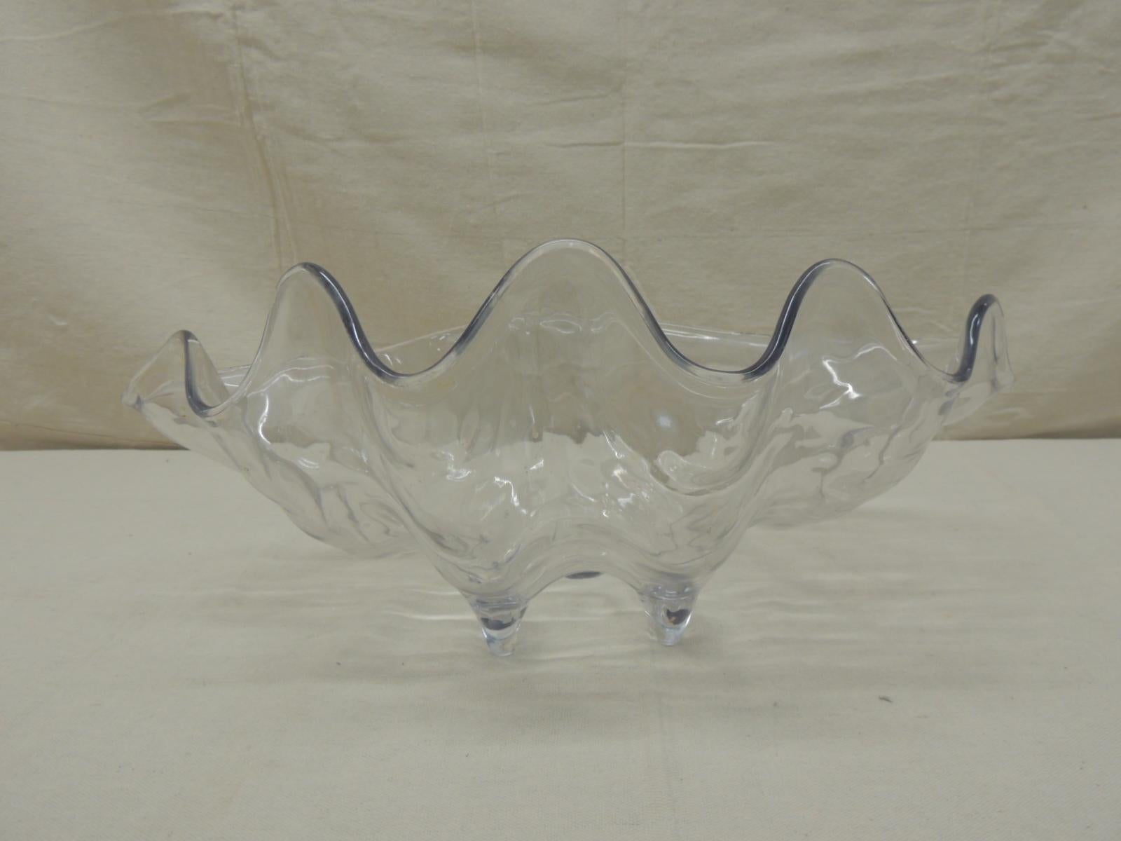 Champañera de concha acrílica grande en venta en 1stDibs