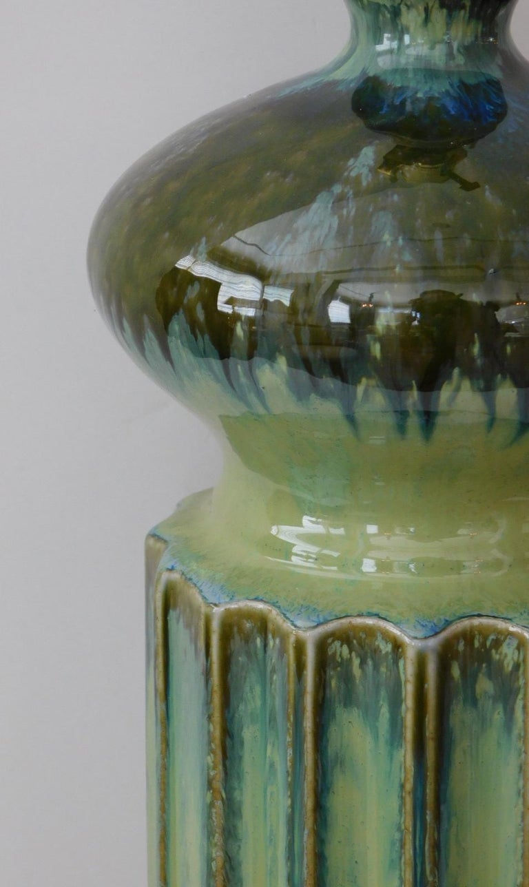 Large American 1960s Apple-Green Glazed Ceramic Ovoid-Form Lamp at 1stDibs