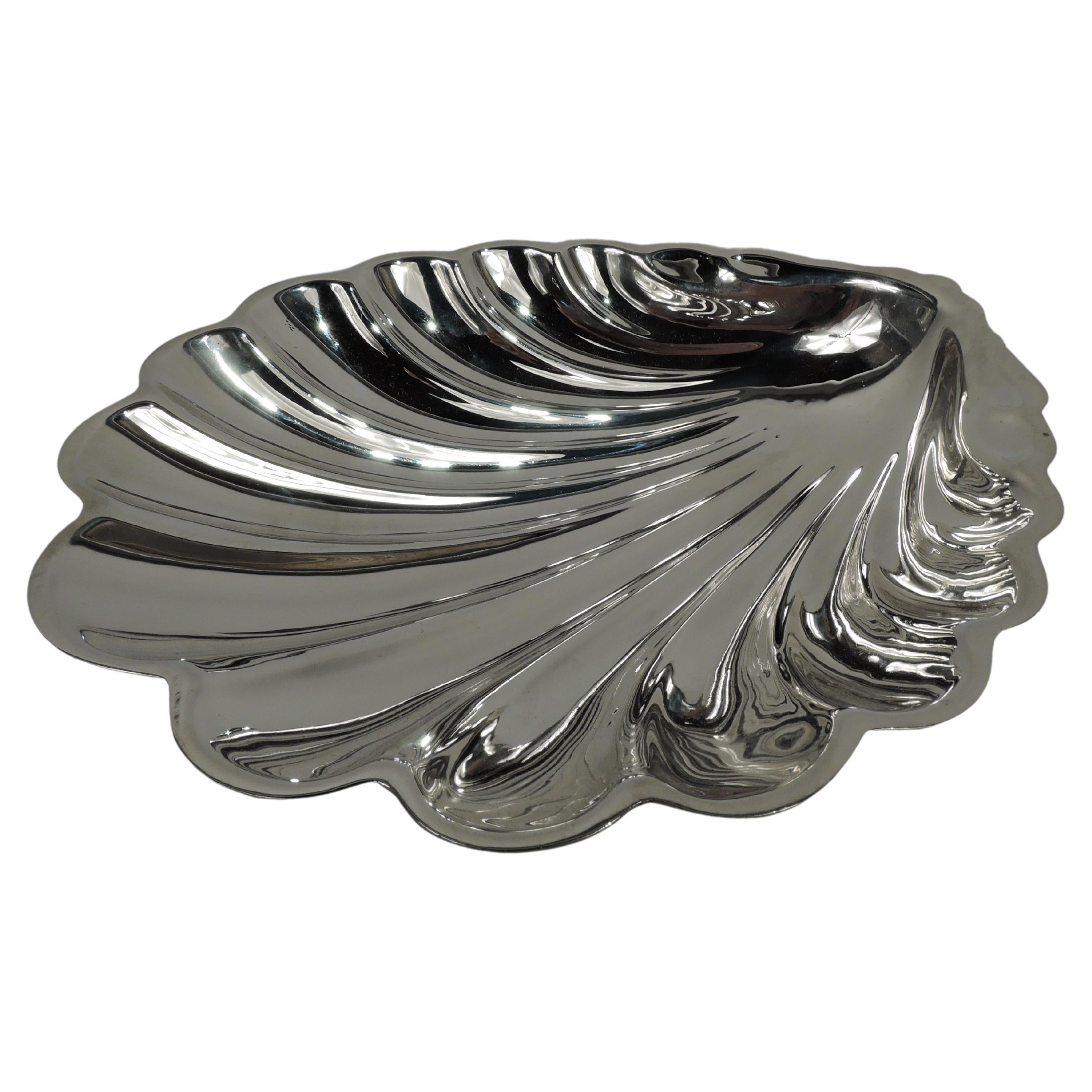 Metal Bowls and Baskets - 4,138 For Sale at 1stDibs | decorative metal ...