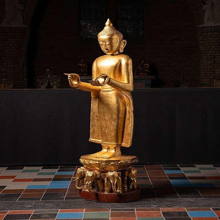 Large Antique Bagan Buddha Statue from Burma For Sale at 1stDibs