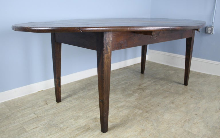 Large Antique Chestnut Oval Drop-Leaf Dining Table at 1stDibs | antique ...