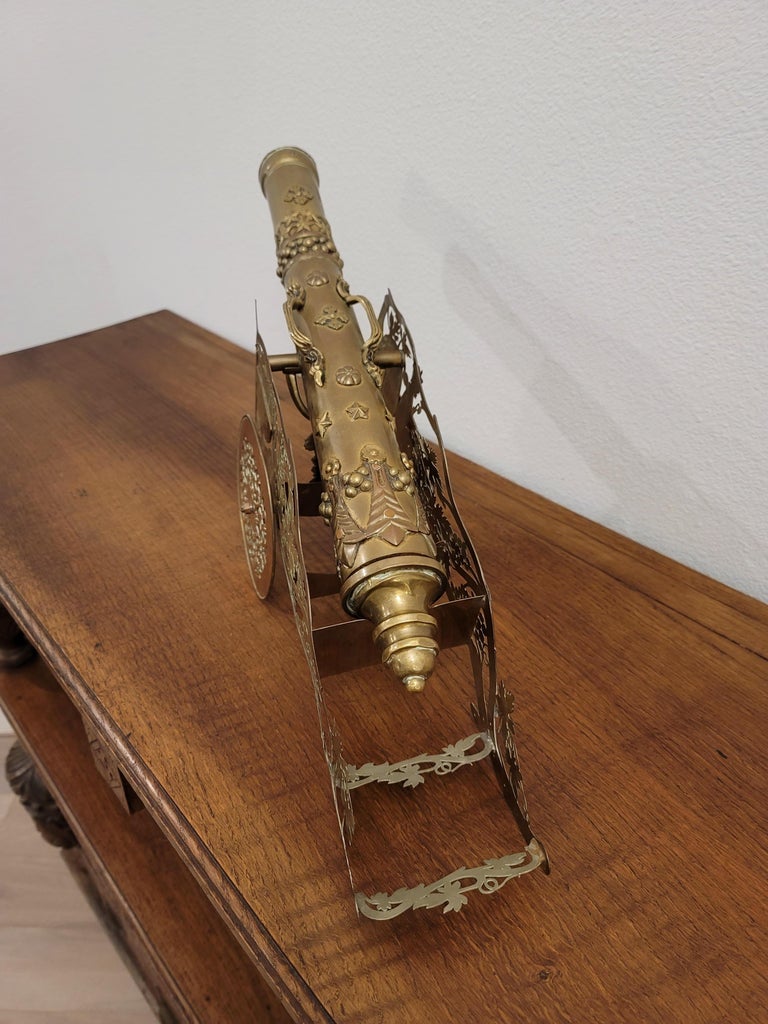 Large Antique English Trench Art Table Cannon For Sale at 1stDibs