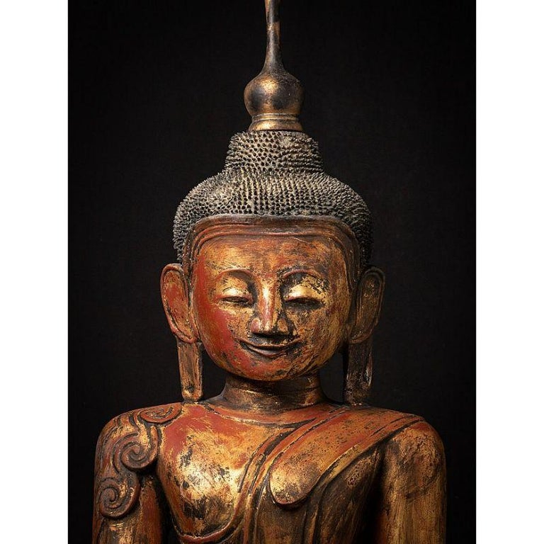 Large Antique Lacquerware Burmese Buddha from Burma For Sale at 1stDibs