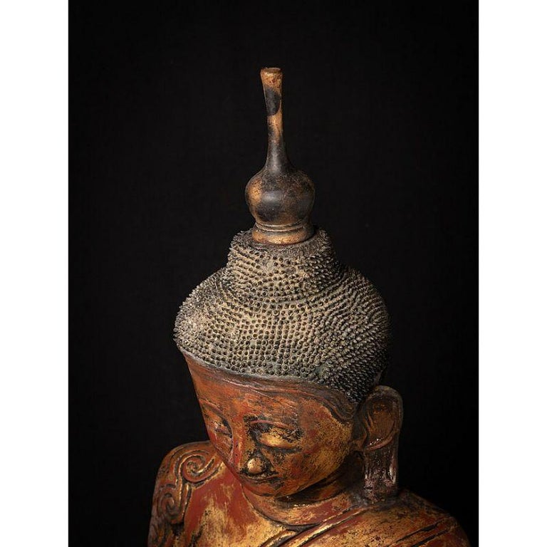 Large Antique Lacquerware Burmese Buddha from Burma For Sale at 1stDibs