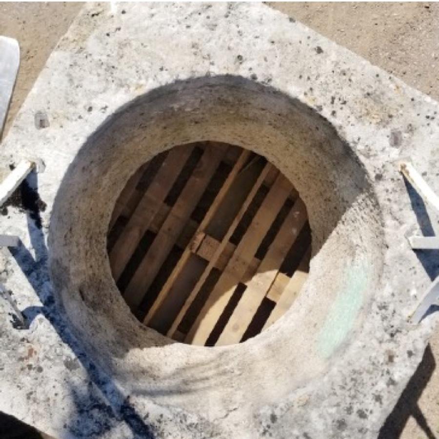 Large Antique Limestone Wellhead with Pulley For Sale at 1stDibs