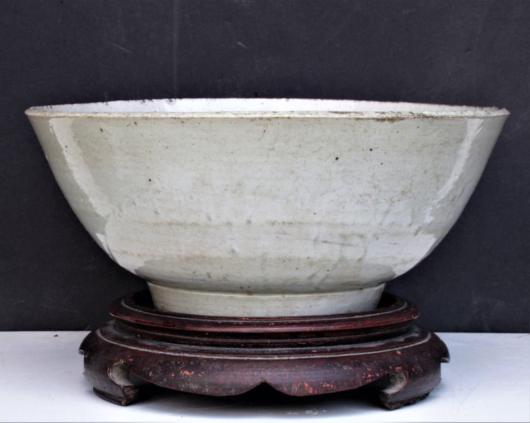 Large Antique Ming Dynasty Bowl with Stand at 1stDibs