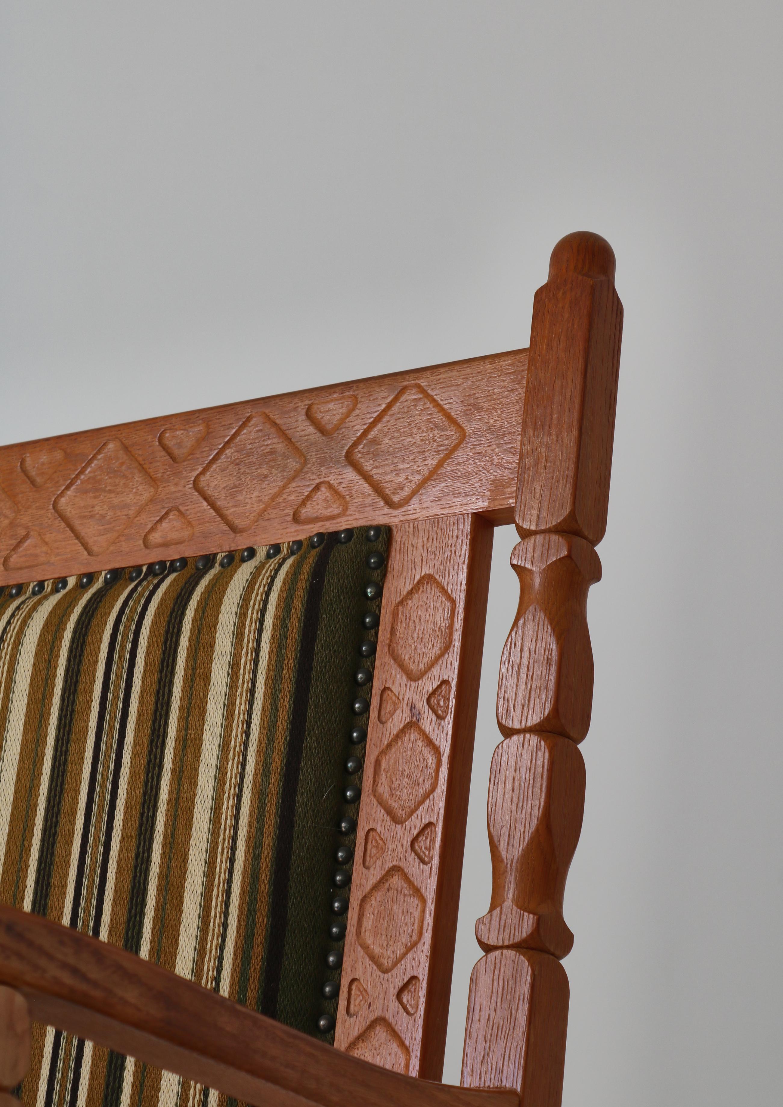 Large Arm Chair in Carved Oak and Traditional "Olmerdug" Fabric by ...