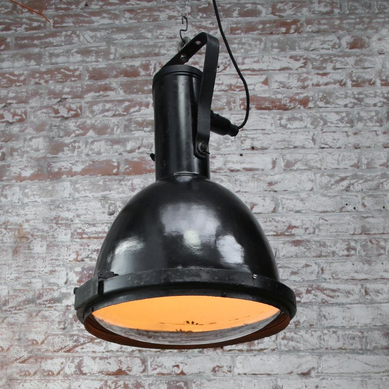 Large Black Enamel Vintage Industrial Round Glass Pendant Lights For ...
