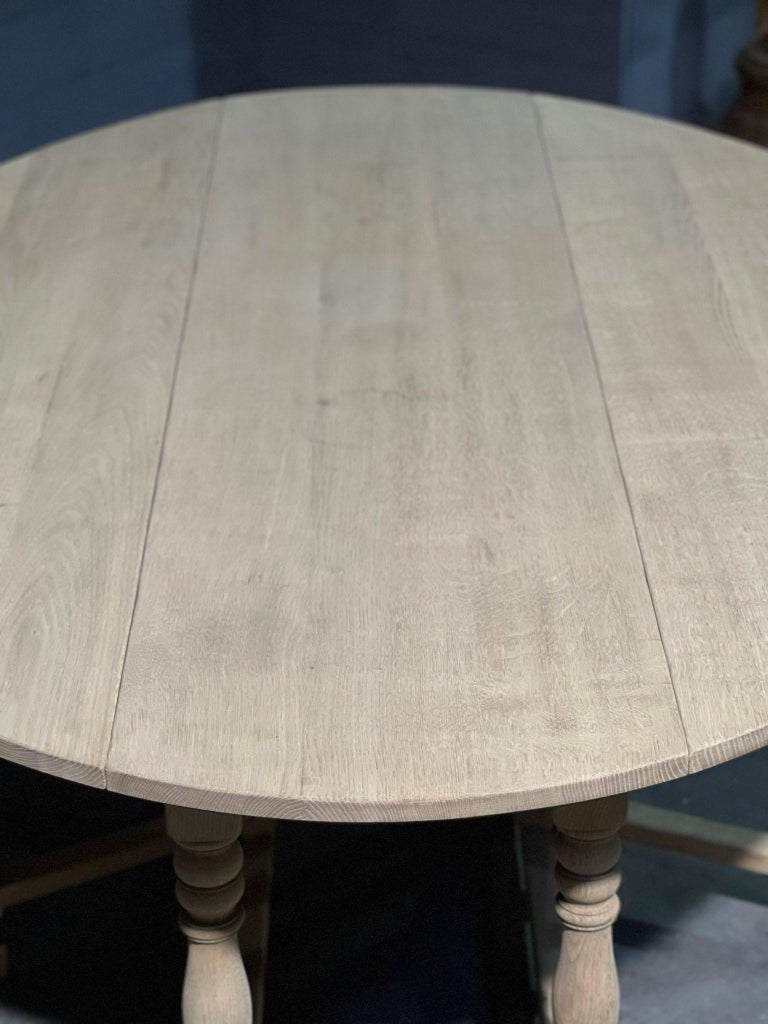 Large Bleached Oak Gate Leg Dining Table For Sale at 1stDibs