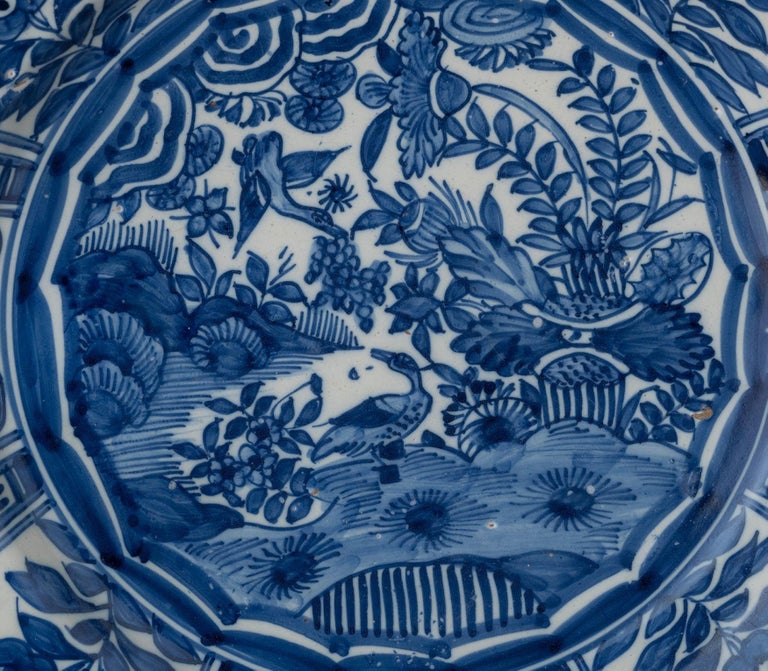 Large blue and white chinoiserie dish Delft, 1675-1685 Chinese-style ...