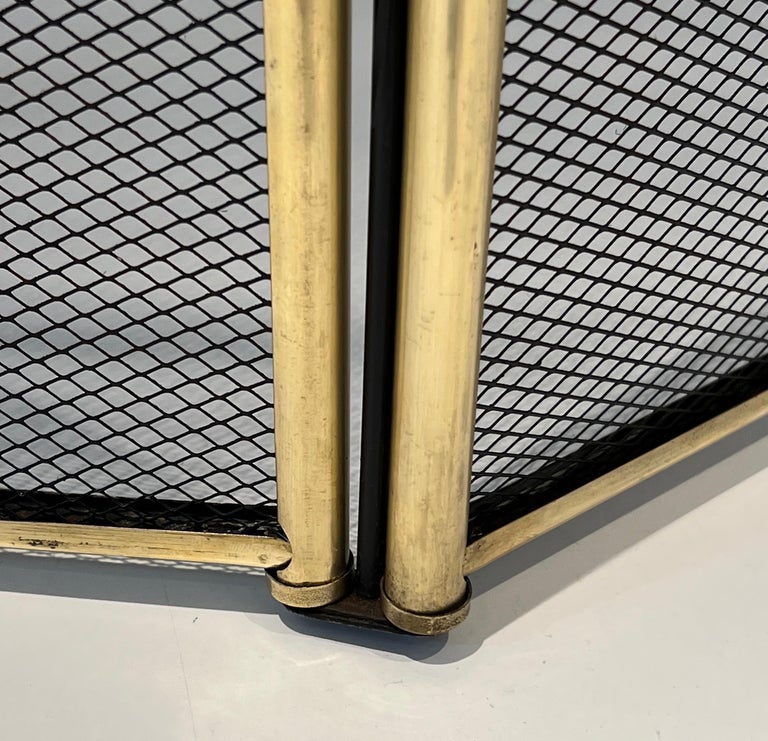 Large brass and Grilling Fireplace Screen For Sale at 1stDibs